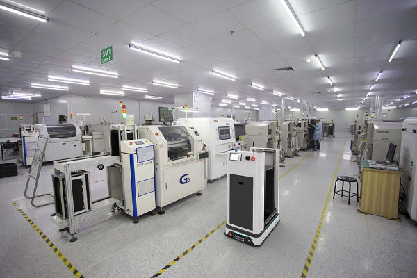 SMT station load/unload - Aicon Robot